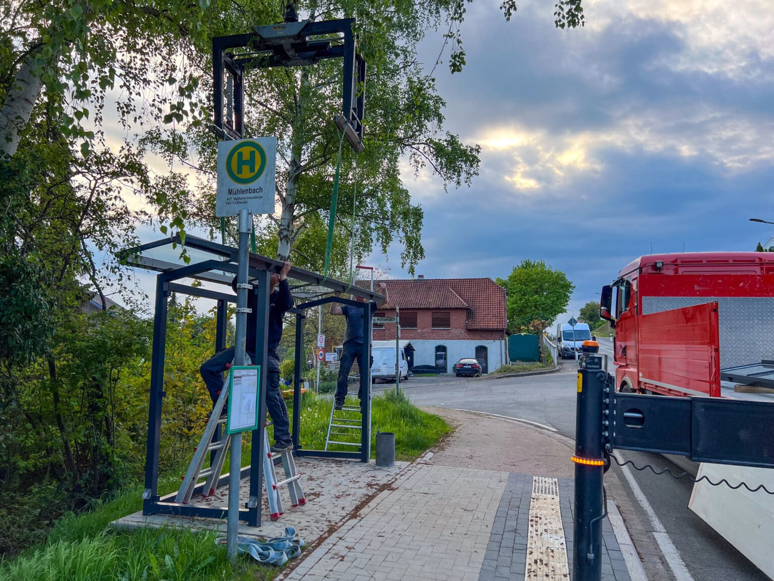 Bus and train stops - HEIKO Metallbau